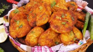 Aloo Tuk Recipe | How to make Aloo Tuk at Home | Sindhi Aalu Tuk Recipe ...