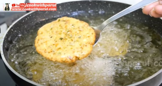 Easy Maddur Vada Recipe | How to make Maddur Vada at Home | Maddur Vade ...