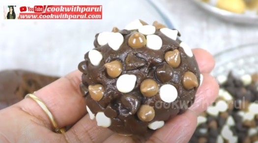 Choco Chips Ladoo Recipe | How to make Chocolate Laddu at Home ...