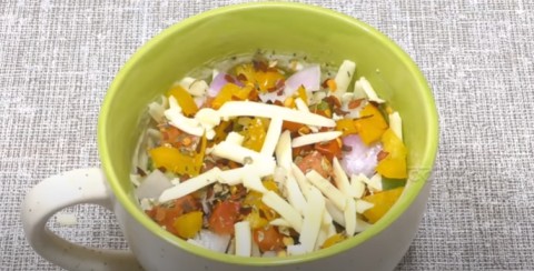 Microwave Mug Pizza Recipe | How to make Mug Pizza at Home | Instant ...