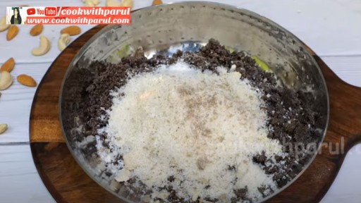 Ragi Ladoo Recipe | How to make Ragi Ladoo at Home | Ragi Ke Laddu ...