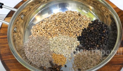 Sabji Masala Powder Recipe | Sabji Masala Ingredients | Sabzi Masala ...