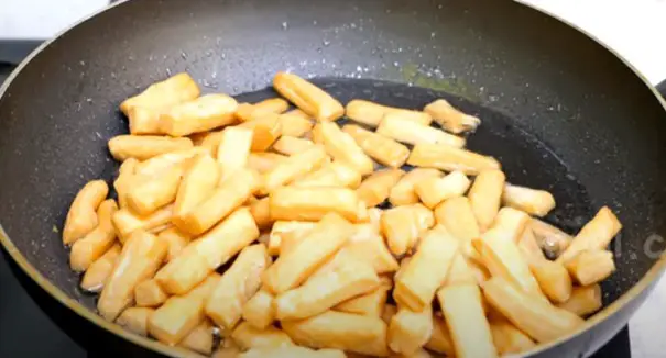 Shakkar Para Recipe | Shakkarpara Ki Recipe | Shakkarpali Recipe - Cook ...