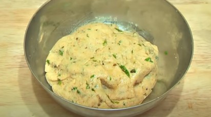 Aloo Sooji Masala Roti Recipe | How to make Aloo Sooji Paratha at Home ...