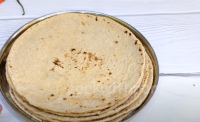 Leftover Roti Handvo Recipe | How to make Leftover Roti Handvo ...