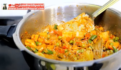 Masala Veg Pulao Recipe | How to make Pulao Masala | Masala Pulao ...