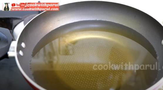 Khasta Suji Mathri Recipe | How to make Suji Mathri at Home | Rava ...