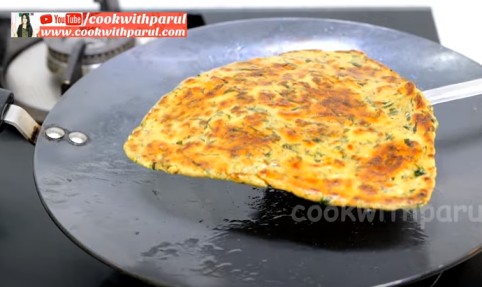 Methi Paratha Recipe | How to make Methi Paratha at Home | Fenugreek ...
