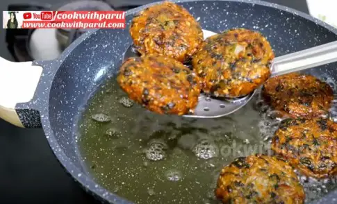 Methi Vada Recipe | How to make Methi Vada at Home | Methi Leaves Vada ...