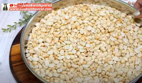 Moongfali ki Chikki Recipe | Moongphali Gud ki Chikki | Peanut chikki Recipe - Cook with Parul