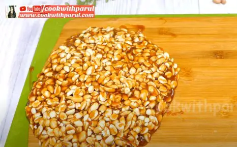 Moongfali ki Chikki Recipe | Moongphali Gud ki Chikki | Peanut chikki ...