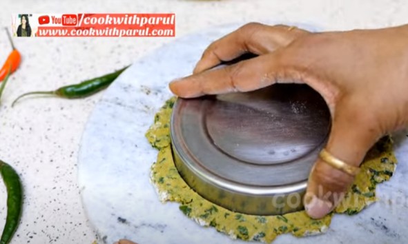 Bajra Methi Dhebra Recipe | Bajra Dhebra Recipe | How to make Bajra ...