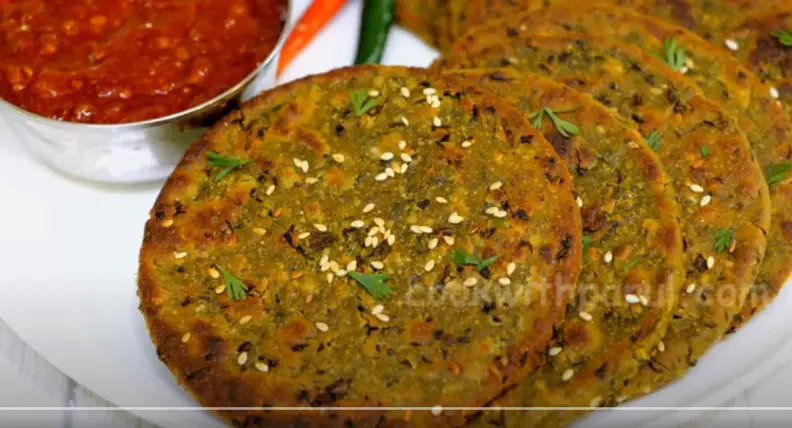 Bajra Methi Dhebra Recipe | Bajra Dhebra Recipe | How to make Bajra ...