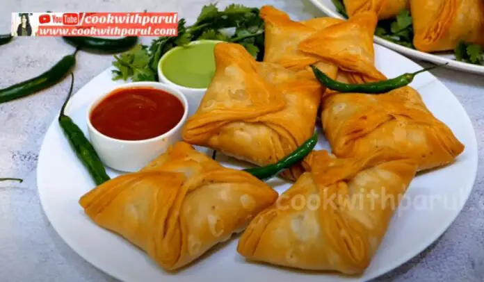 Masala Aloo Puff Patties Recipe | Aloo Puff Recipe | Potato Puff Recipe ...