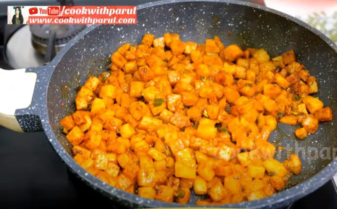 Masala Aloo Puff Patties Recipe | Aloo Puff Recipe | Potato Puff Recipe ...