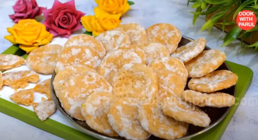 Meethi Mathri Recipe | Mathri Shakarpara Recipe | Meethi Mathri ...